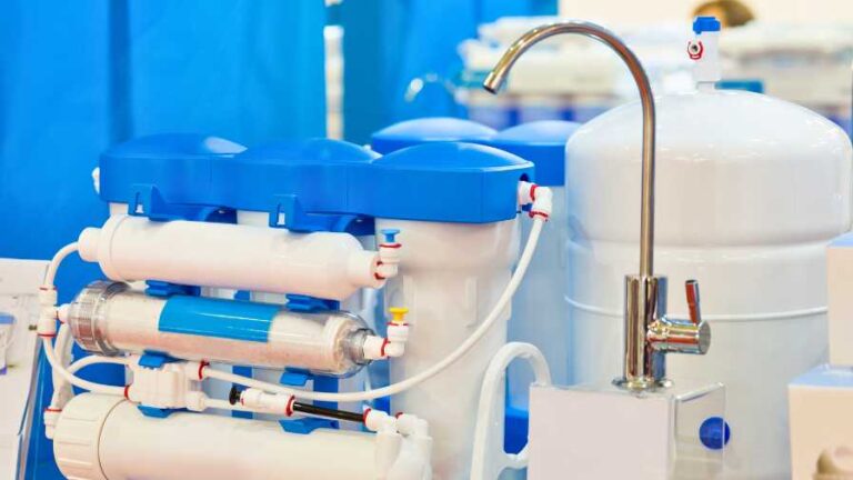 How Does Water Filter Work? A Dive into Filtration Mechanisms How Does Water Filter Work? A Dive into Filtration Mechanisms